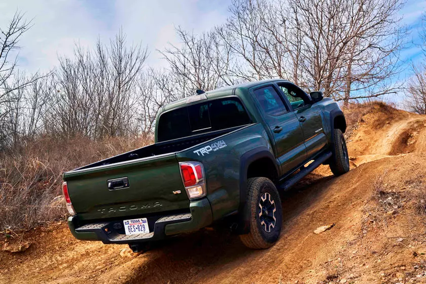 تويوتا Tacoma يېڭى TRD Lift يۈرۈشلۈك زاپچاسلىرى بىلەن قەد كۆتۈردى 3325_2