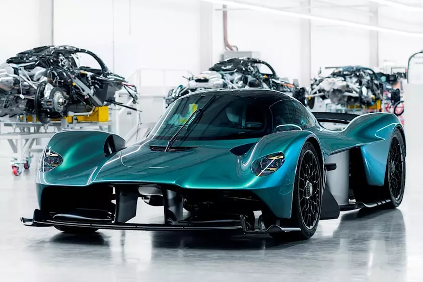 Aston Martin Valkyrie Akanonoka (Zvakare) 33324_1