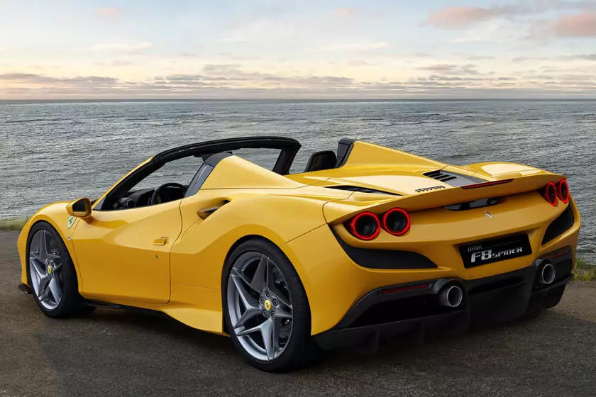 Бұл мүлдем жаңа Ferrari F8 Spider 33399_2