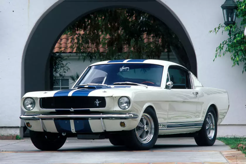 1965 Mustang Shelby GT350 verskyn as die grootste Ford ooit in aanlyn-peiling 33443_3