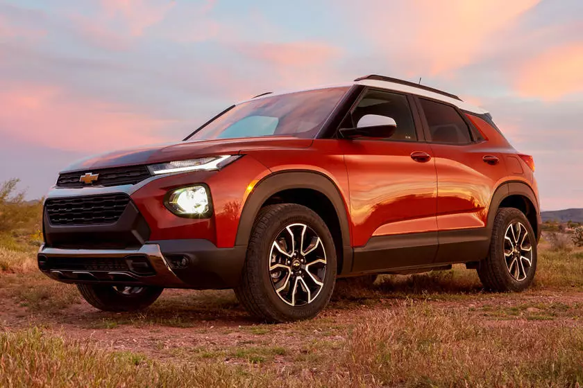 2021 Chevrolet TrailBlazer Front-End View