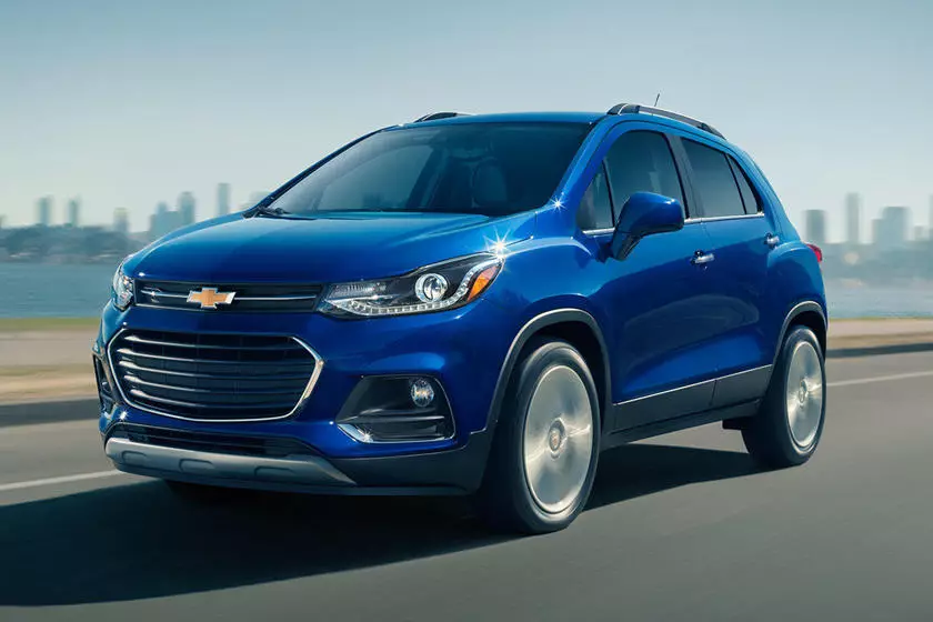 2017-2020 Chevrolet Trax Front View Driving