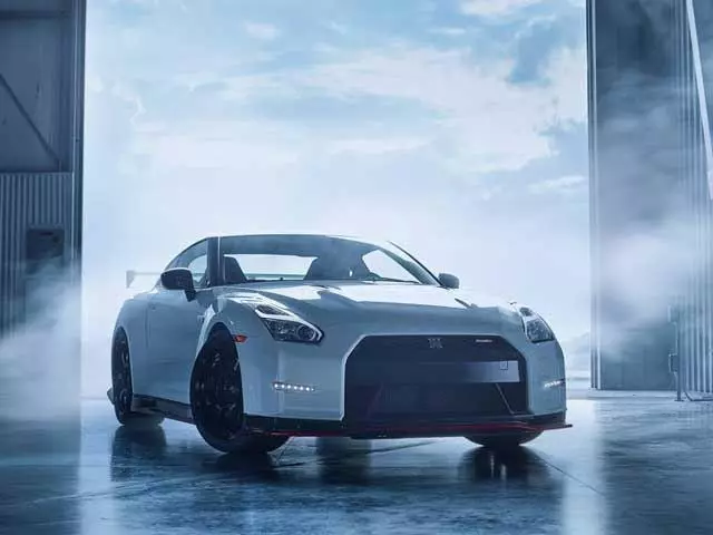 Nismo Akileta Mbio za Nissan GT-R Le Mans huko Chicago Pamoja na Dhana ya Siri 33493_3