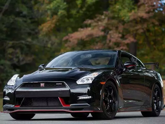 نيسمو تجلب نيسان GT-R لومان المتسابق إلى شيكاغو جنبًا إلى جنب مع مفهوم الغموض 33493_5