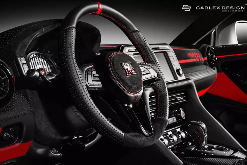 Este es el interior del Nissan GT-R más lujoso que jamás hayas visto 33572_5