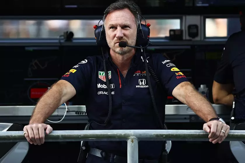 Red Bullov šef F1 je zavrnil ogled tovarne Mercedes F1 33575_5