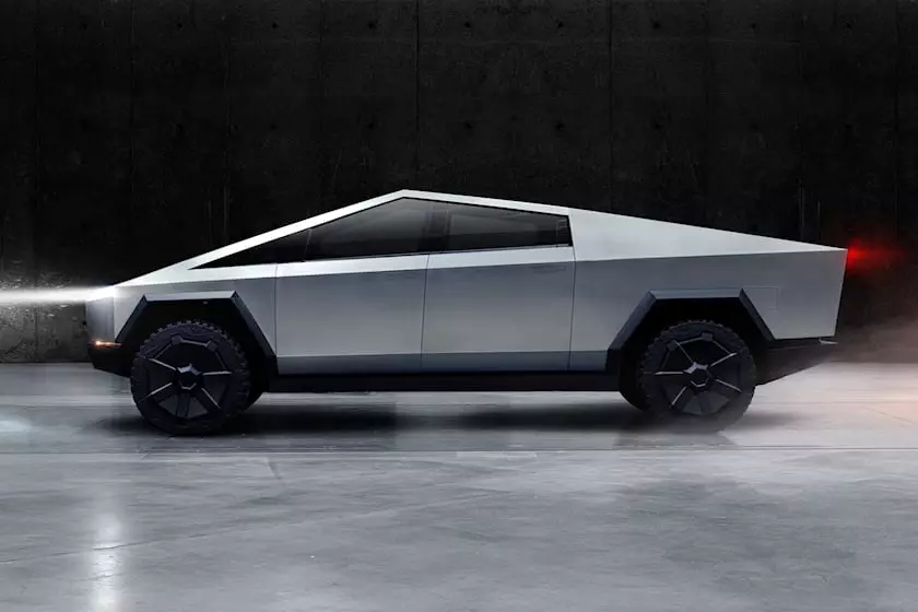 2022 Tesla Cybertruck alboko ikuspegia