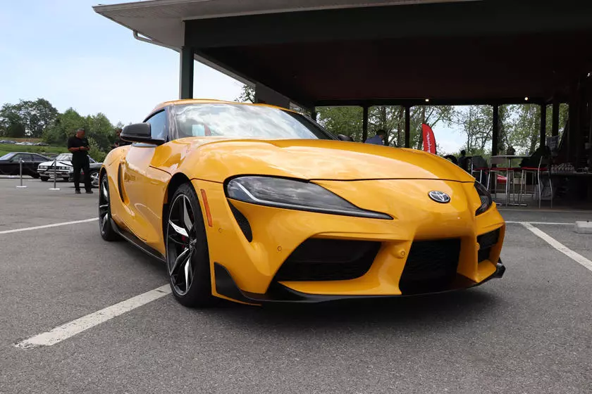 تويوتا 2020-يىلى GR Supra ئۈچۈن كاربون TRD تەڭشەش زاپچاسلىرىنى ئېلان قىلدى 33725_3