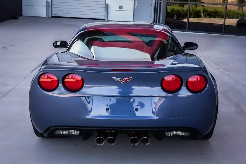 უყურეთ ამ Corvette Z06-ს, რომელიც აღწევს 240 MPH-ზე მეტს ერთ მილში 3380_11