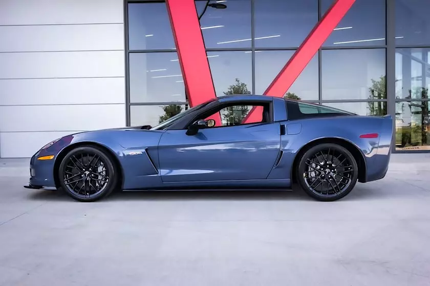 Vê Corvette Z06 Di Yek Mile de Zêdetirî 240 MPH Digihîne temaşe bikin 3380_9