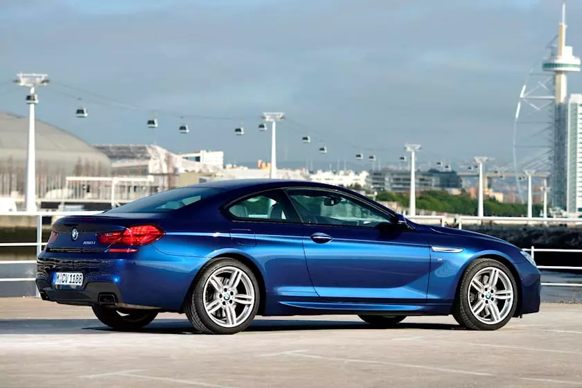 2016-2017 BMW 6 श्रृंखला कूप रियर दृश्य