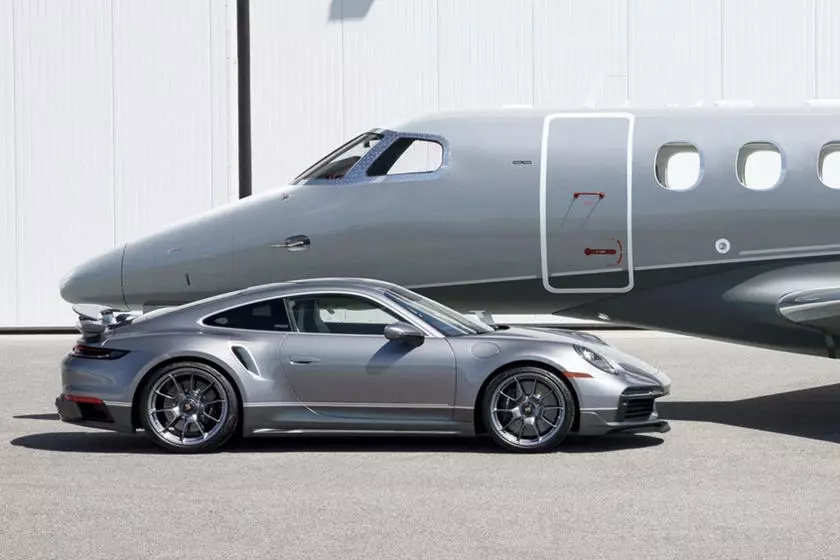 Porsche 911 Turbo S un Business Jet ir labākais pārpalikums 33924_1