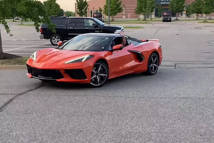 2020 Chevrolet Corvette Convertible má konečně datum odhalení 33939_4