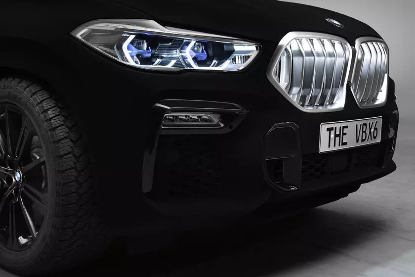 Πιο μαύρη από τη μαύρη BMW X6 ρουφάει το φως από τη Φρανκφούρτη 34081_14