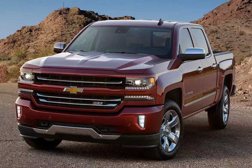 Chevrolet nabízí enormní slevy pro rok 2018 Silverado 34149_9