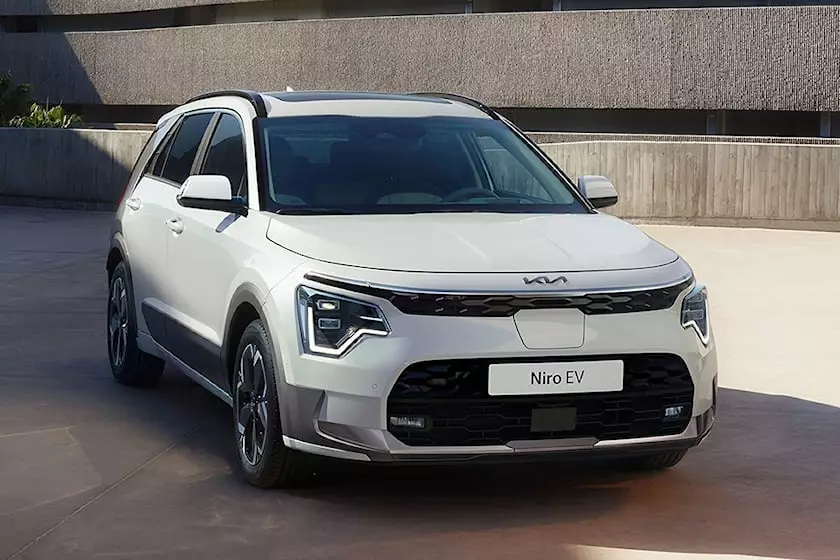 2023 年起亚 Niro Range 是全新且经过全面改进的