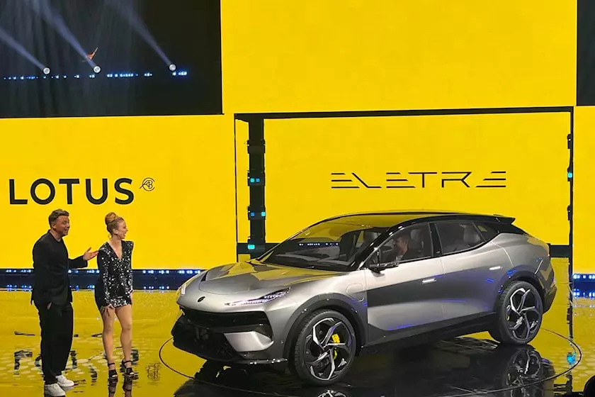 Прывітанне Eletre: першы ў гісторыі пазадарожнік Lotus 3424_4