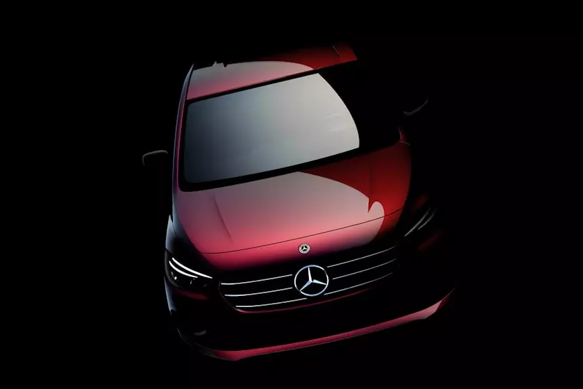 TEASED. Mercedes-Benz-ի նոր մոդելը կհայտնվի հաջորդ ամիս 3425_1