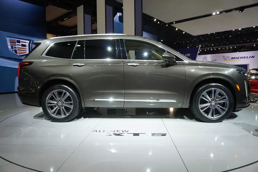 Cadillac XT6 Faʻaauauina le Le fiafia 34308_2