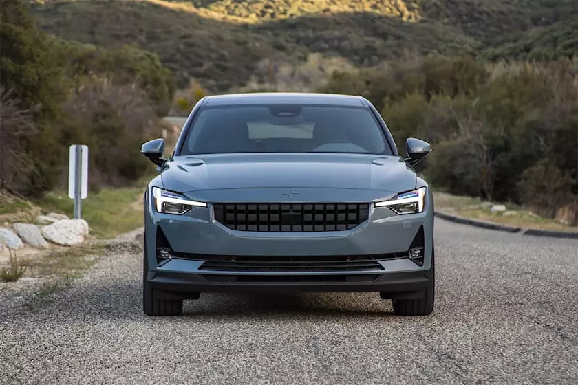 2021-2022 Polestar 2, вид спереди