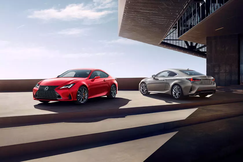 Vedere frontală Lexus RC 2019-2020