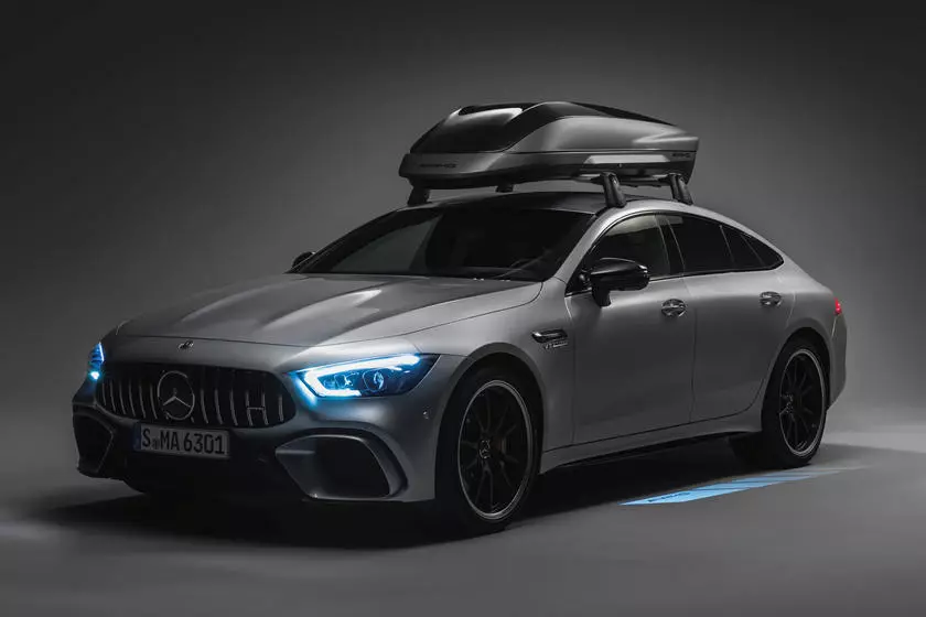 De nieuwe dakkoffer van Mercedes-AMG heeft zijn eigen achterdiffusor 34398_1