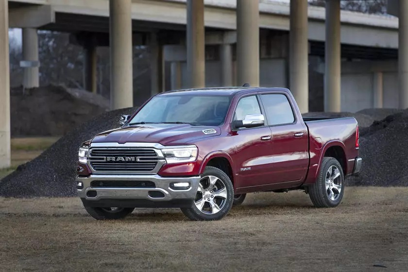 2019-2020 Ram 1500 Kąt widzenia z przodu