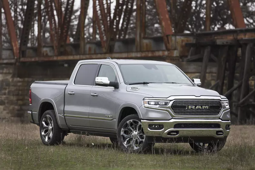 2019-2020 Ram 1500 Kąt widzenia z przodu