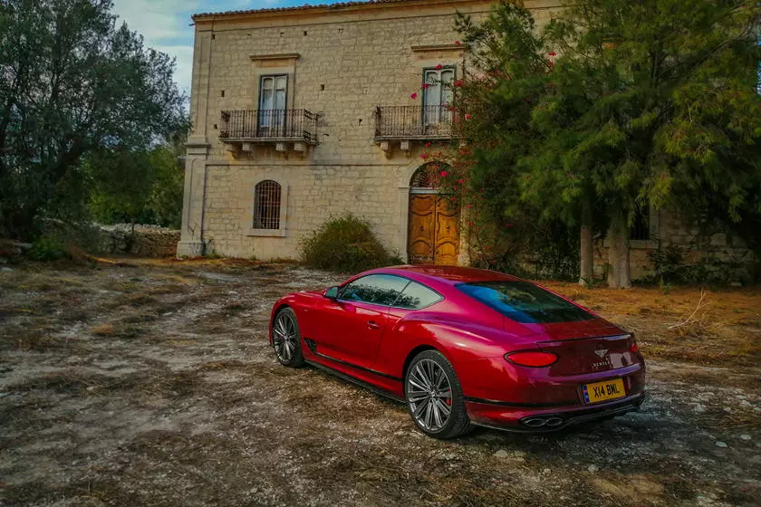 Bentley innrømmer at det har et stort problem med hvordan elbiler høres ut 34425_2