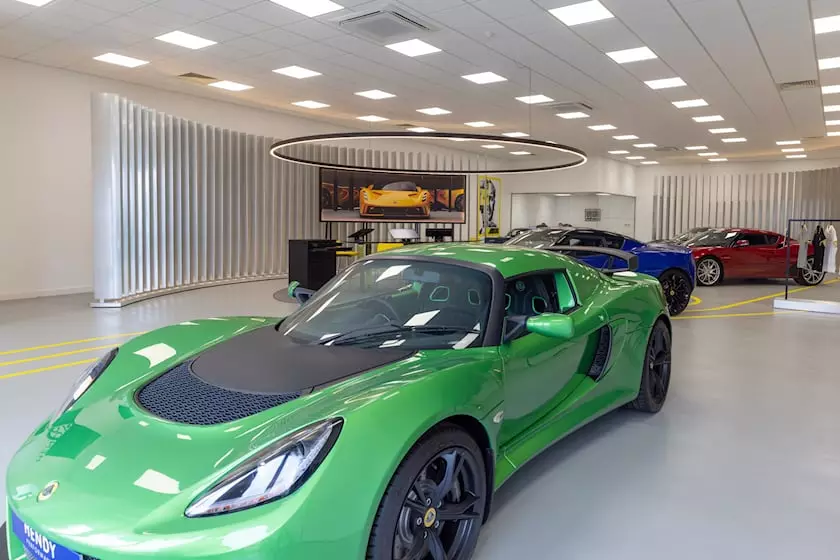 Les sales d'exposicions Lotus estan a punt de ser molt més elegants 344580_3