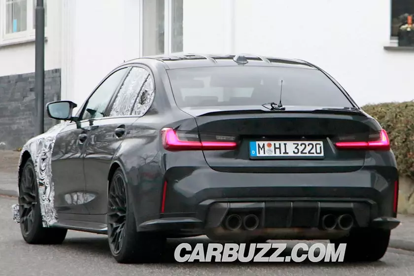 BMW M3 CS se oblikuje kao drugačija životinja 3445_3