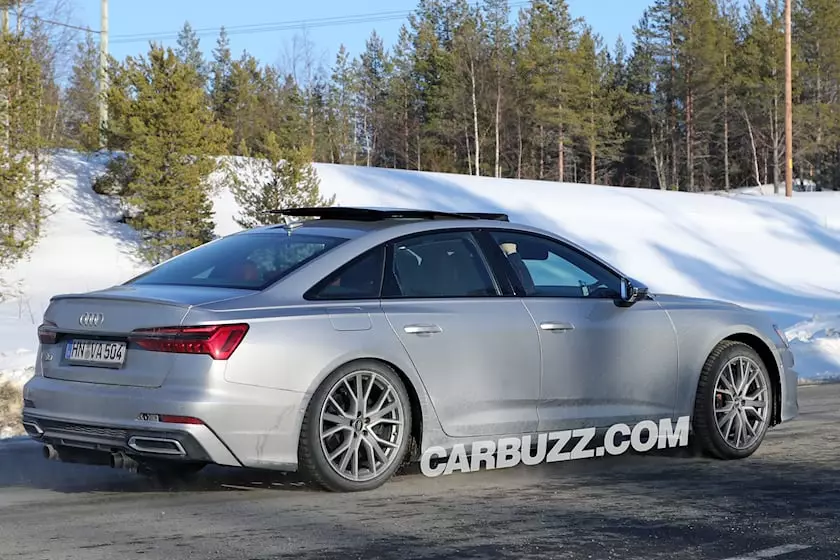 “Audi” bu S6 synag gatyry bilen Eartherde näme bişirýär? 3449_8