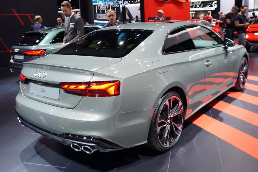 2020 Audi A5 සහ S5 සාධනීය කූපේ තවමත් වැදගත් වේ 34504_2