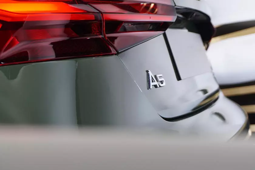 2020 Audi A5 සහ S5 සාධනීය කූපේ තවමත් වැදගත් වේ 34504_9