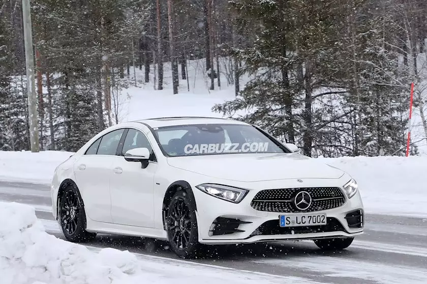 Štai jūsų pirmasis žvilgsnis į naująjį Mercedes-Benz CLS 3456_5