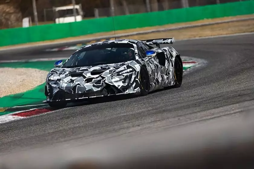 Aŭskultu McLaren's Latest Racer Rip Around Monza 3457_5