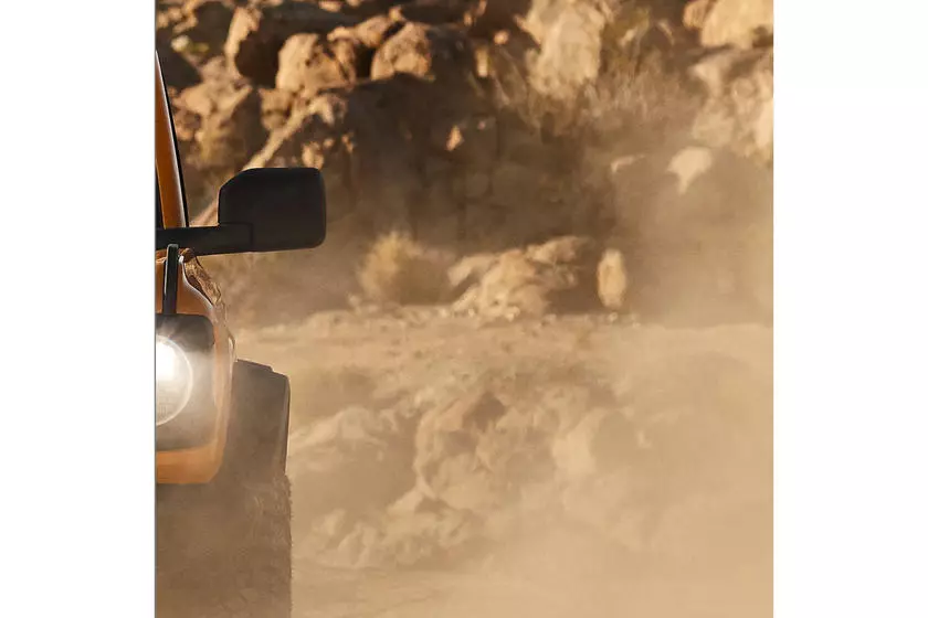 Ford Teases All-New 2021 Bronco 34617_5