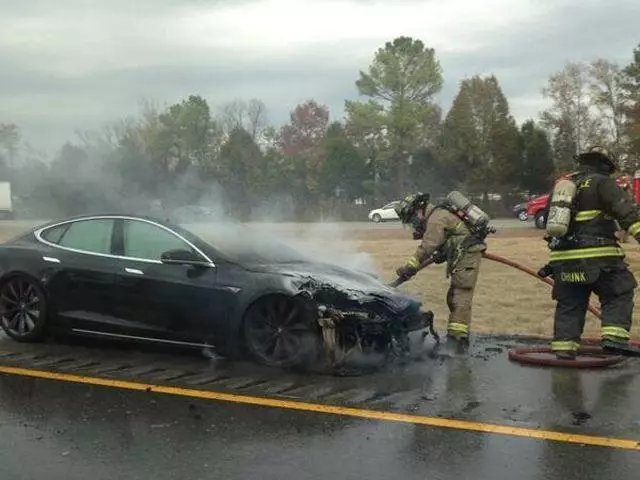 Tesla hat möglicherweise gerade einen tödlichen Schlag von Verbraucherberichten erhalten 34619_1