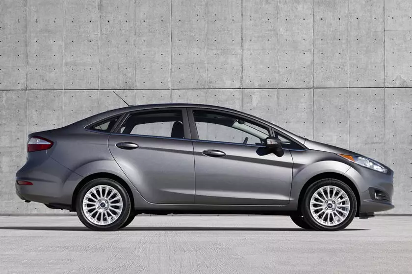 2014-2019 Ford Fiesta Sedan Sağ Yan Görünüm