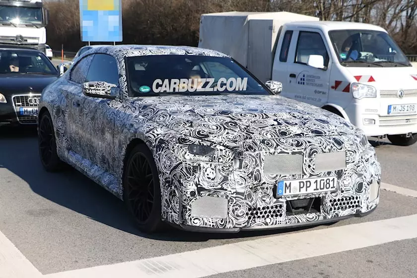 Novo BMW M2 Spied usando peças de desempenho M não parece ótimo 3462_3
