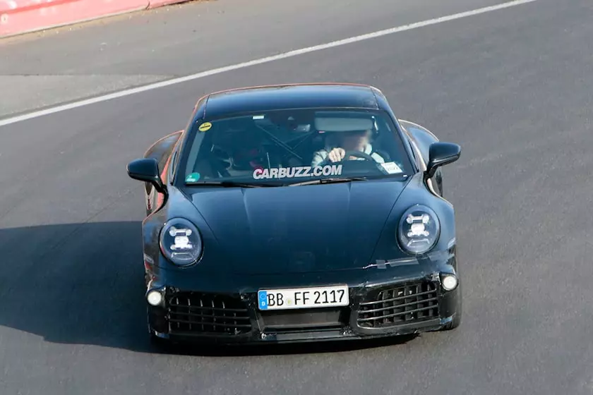 Porsche 911 híbrido espionado em Nurburgring 3465_3