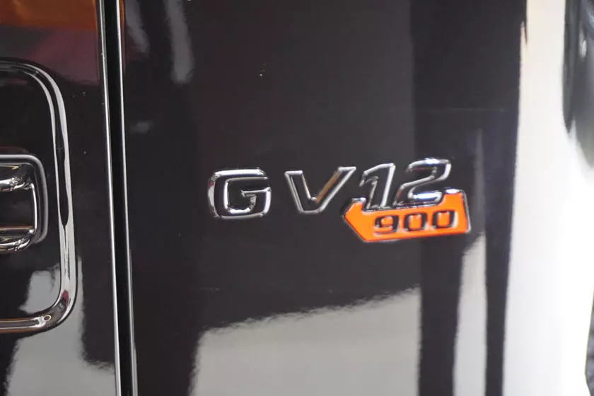 Brabus G V12 900 एपिक अनुपातको G-वर्ग हो 34703_10