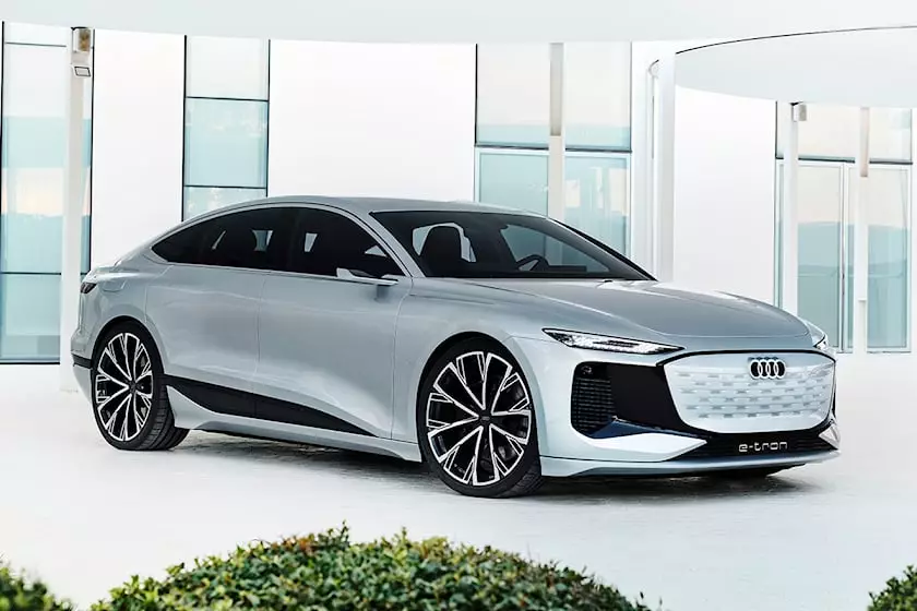 2023 Audi A6 e-tron Vista d'angle frontal