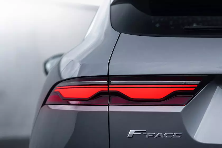 2021-2022 Jaguar F-Pace የኋላ መብራት