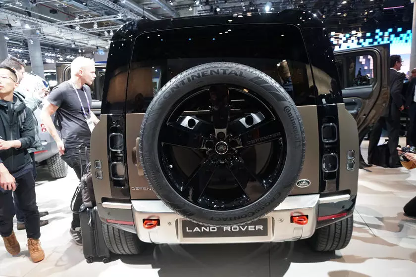 Land Rover Defender izlazi iz prošlosti i diktira svoju budućnost 34895_8