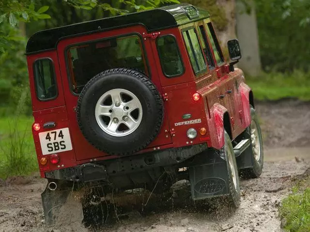 Serieus, dit is je allerlaatste kans om een nieuwe Land Rover Defender te kopen 34909_4