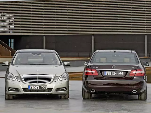 Upplýsingar um 2015 Mercedes-Benz E Superlight opinberaðar 34913_1