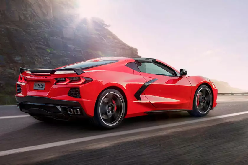 Ity lehilahy ity dia nandoa $280,000 ho an'ny C8 Corvette Stingray 35046_6