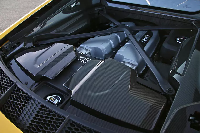 2020 Audi R8 Coupe motor