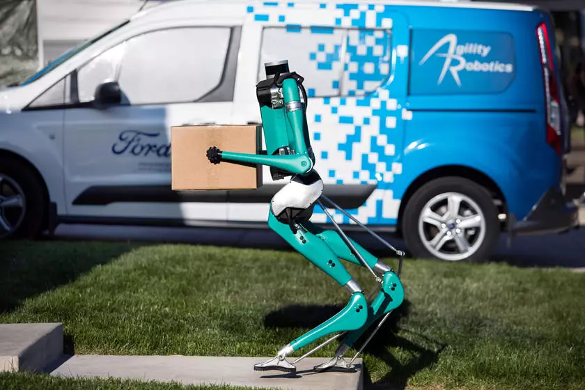 Ford'un Yeni Teslimat Robotu İzlemesi Büyüleyici 35099_1
